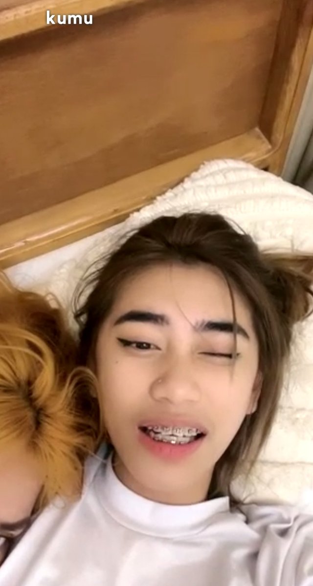 AJ on Twitter: "RT @anchanssss: Nang aakit ba siya? Pero shucca ang poganda mo talaga maal🖤"