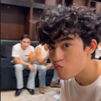 Ina loves JeffCode | 解码 🌻💜🪐 on Twitter: "Jeff? https://t.co/6JKhSqnwLu" / Twitter