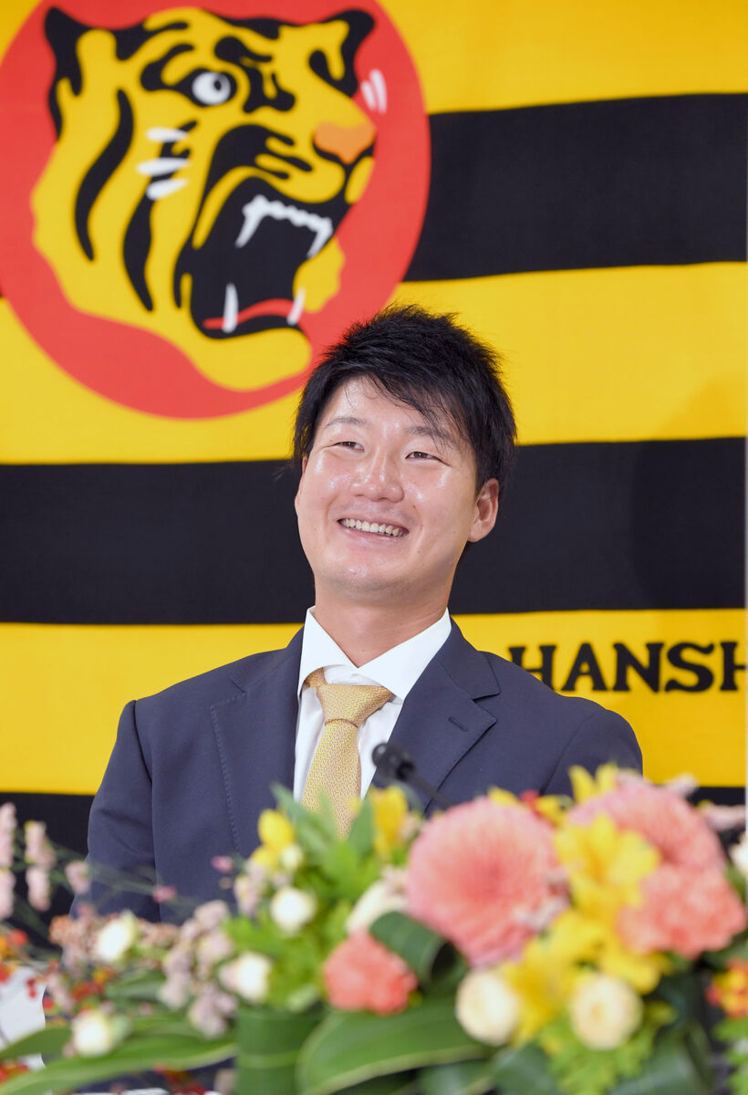 スポーツ報知 プロ野球取材班 On Twitter 【 阪神 】渡辺諒が入団会見「岡田監督の成績に近づけるように」高浜祐仁と日本ハムから移籍 Hochinews
