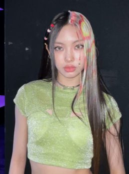 인스티즈(instiz) on Twitter: ": 뉴진스 머리 저거 스프레이야 뭐야? (링크에 더있어요👉) https://instiz.net/pt/7253872"