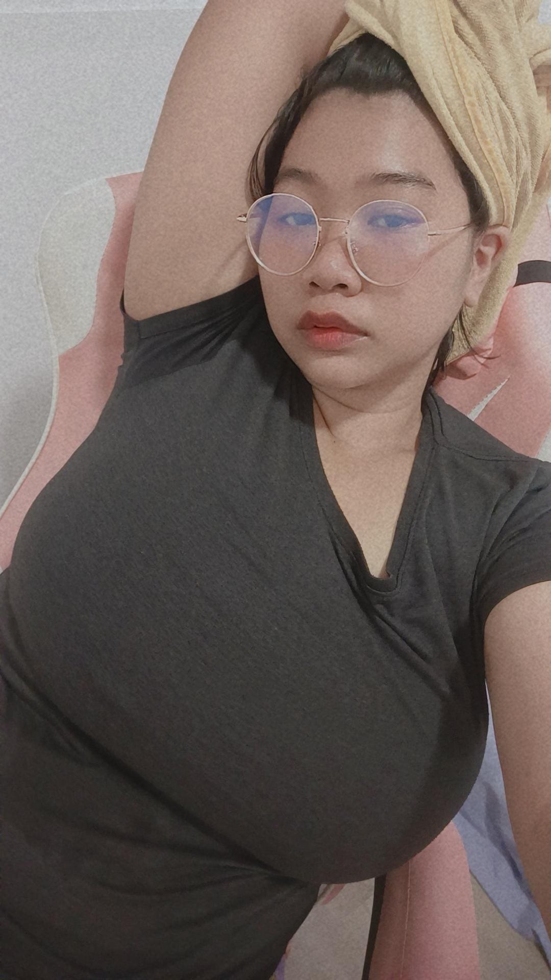 หน่องโช on Twitter: "ย้ายบ้านเรียบร้อย 🥱 https://t.co/AKF9sqOzmC" / Twitter