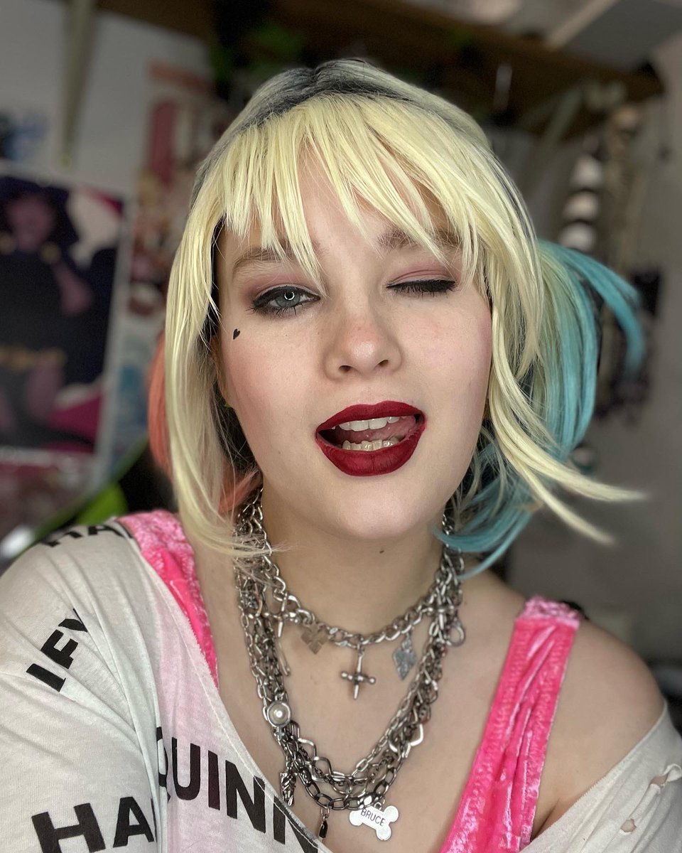 Kitty Quinn 👾 Pnw Harley Quinn Thewildmeowmeow さんのコスプレ作品まとめ 2 件 Twoucan