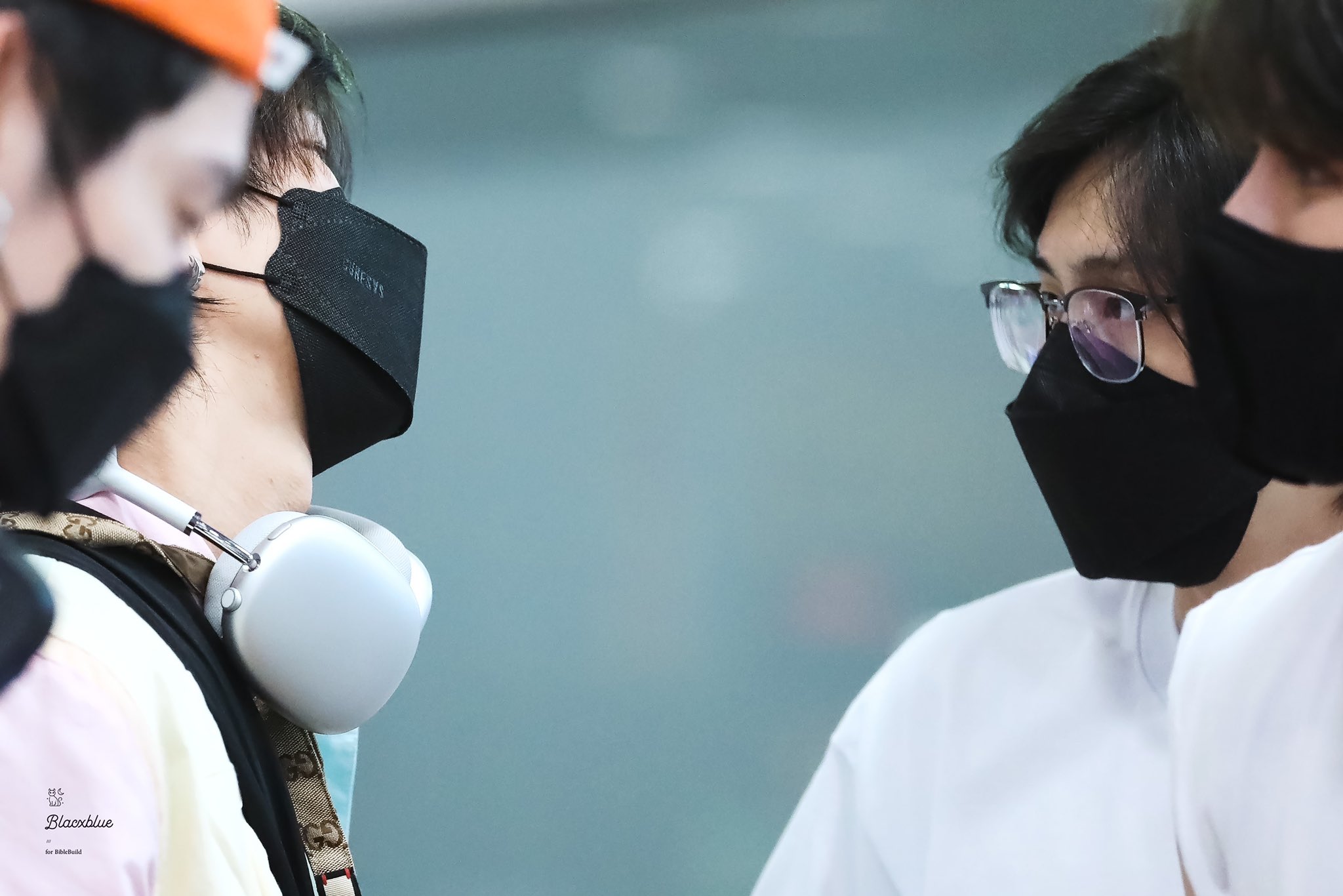 BooBiu's forehead ☾ on Twitter: "Why did they have to watch each other in this way? #BibleBuild ...