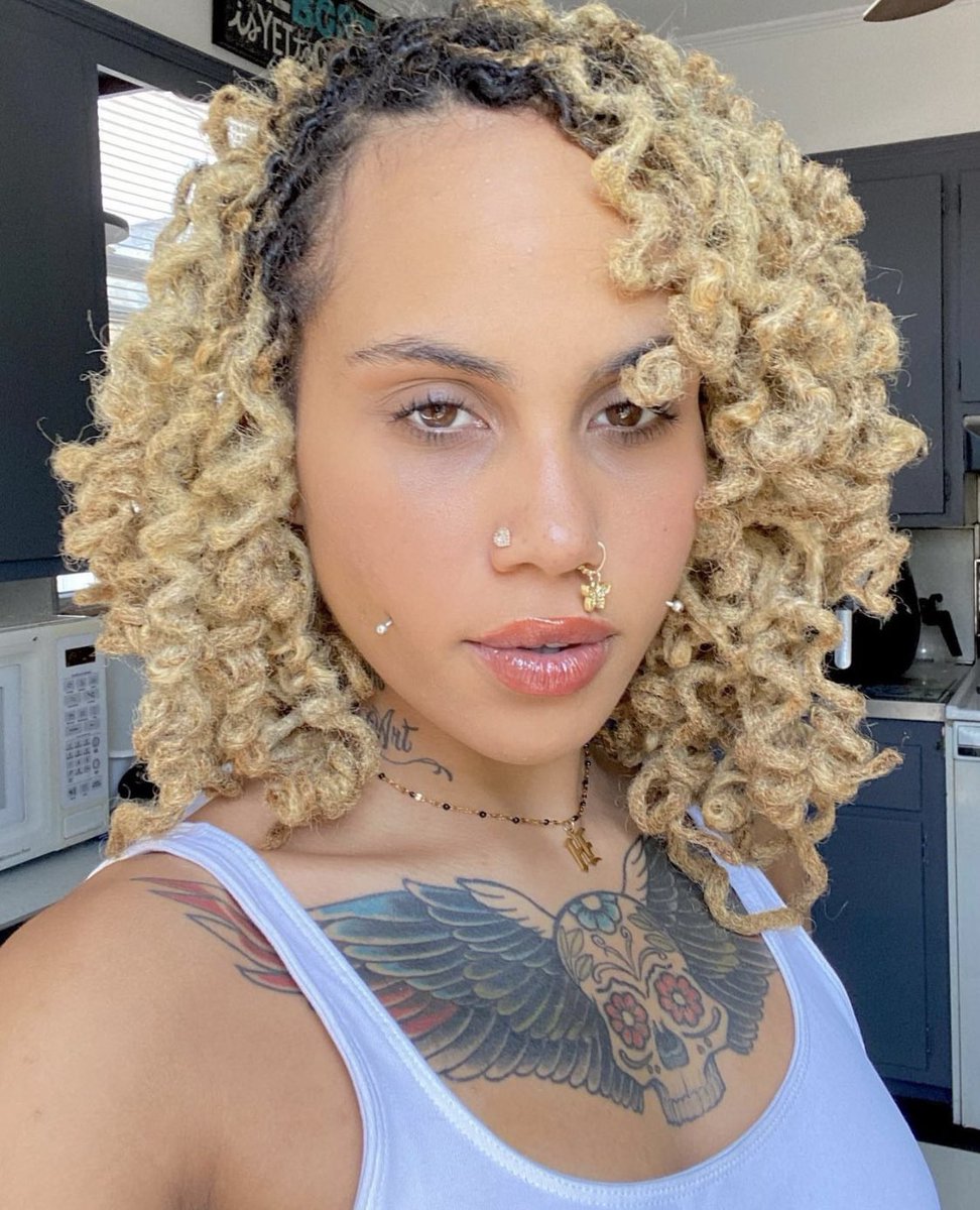 Brianna Marie ๐จ On Twitter Can We Have A Fine Person Wit Locs Thread
