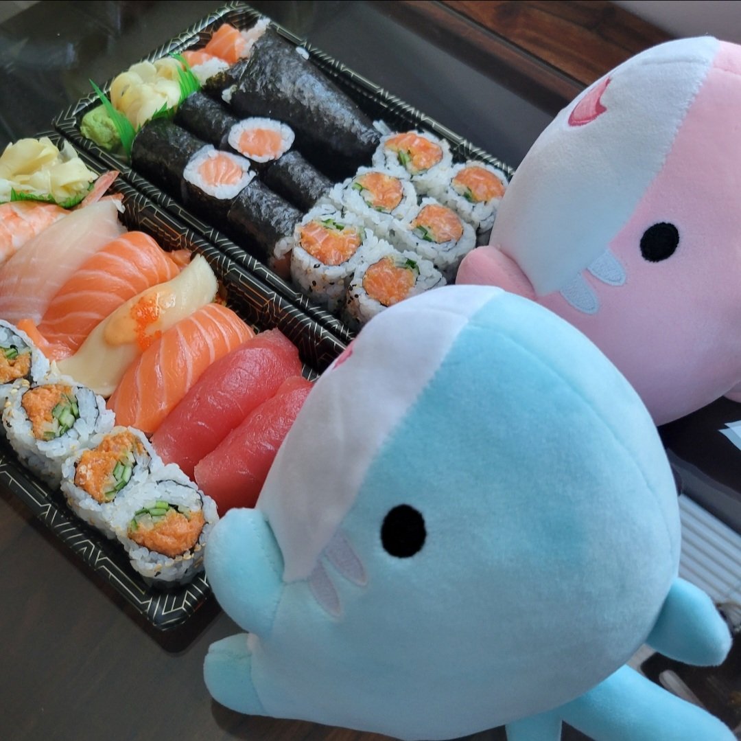 Norin on Twitter: "sushi date"