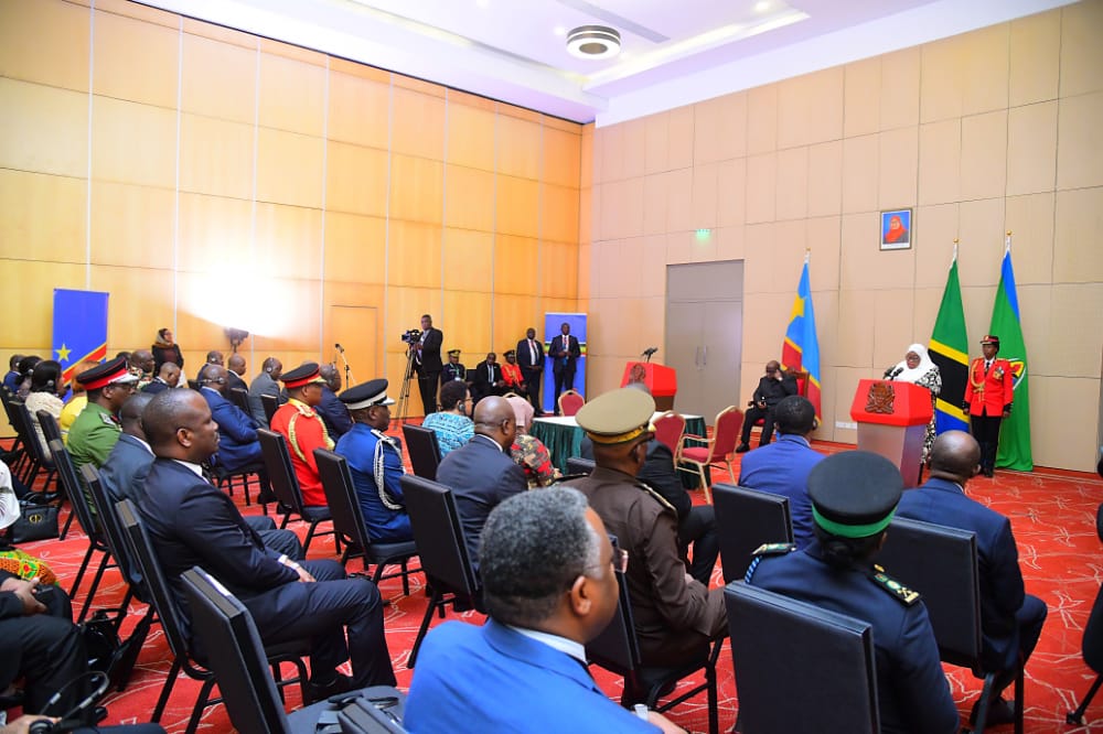 Présidence RDC 🇨🇩 on Twitter: "Les échanges ont porté sur la coopération bilatérale, la sécurité ...