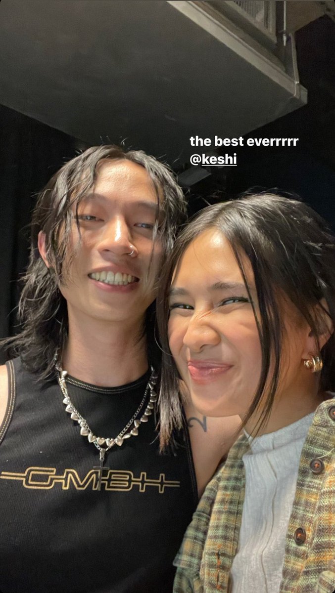 chelsea on Twitter: "niki and keshi being besties!!!!"