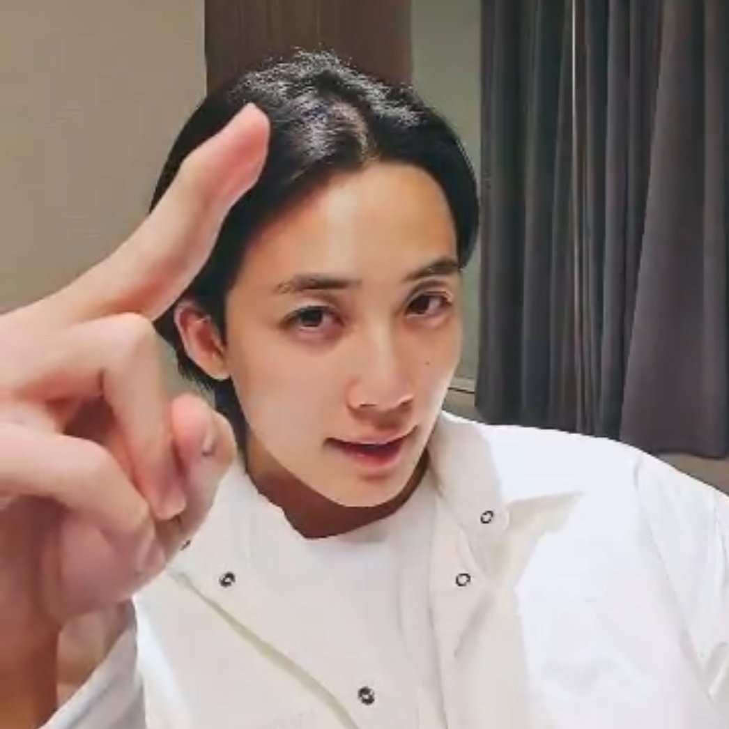 ceo of ryousuke will see seventeen! on Twitter: "RT @ynjeonghanpics: bye bye #정한"