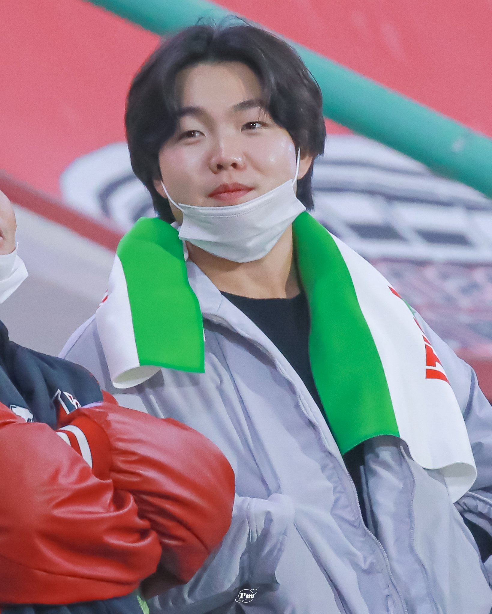 밈 on Twitter: "221107 SSG랜더스필드 KS 5 랜필에 얼라들이 놀러왔어요~ #SSGLANDERS #SSG랜더스 #박시후 https://t.co ...