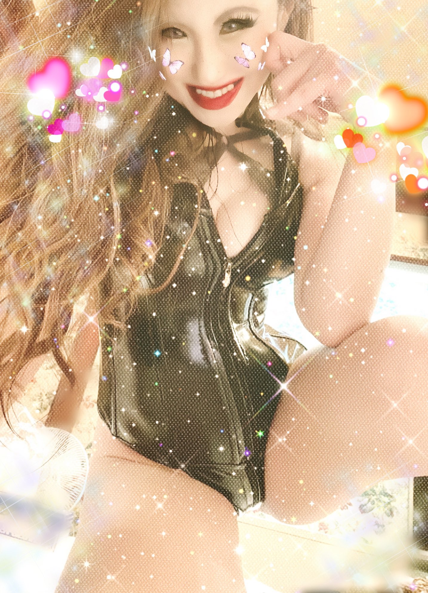 華乃 女王様🌹🐝Mistress Kano.. on Twitter: "「うふ、質問や要望があったら遠慮なく言ってね。」 というと、 「スゴく綺麗ですね。。。」 なんて言うもんだから ...