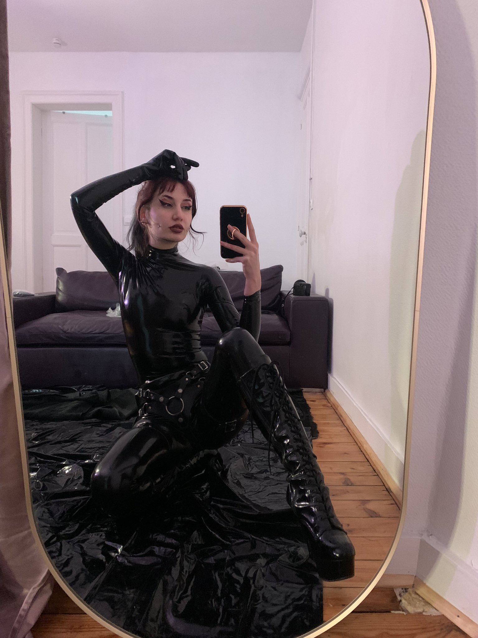 TW Pornstars - Miss Vera Violette - $5 OF. Twitter. First session at my new flat. 7:44 PM - 5 ...