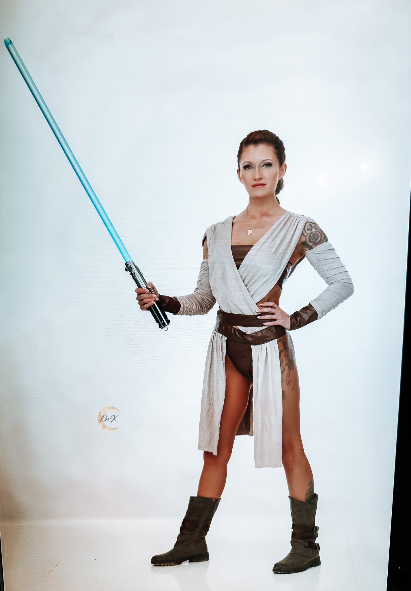 Tw Pornstars Queen Of Hearts Twitter Behind The Scenes Of The Star Wars Rey Cosplay 📸 1213
