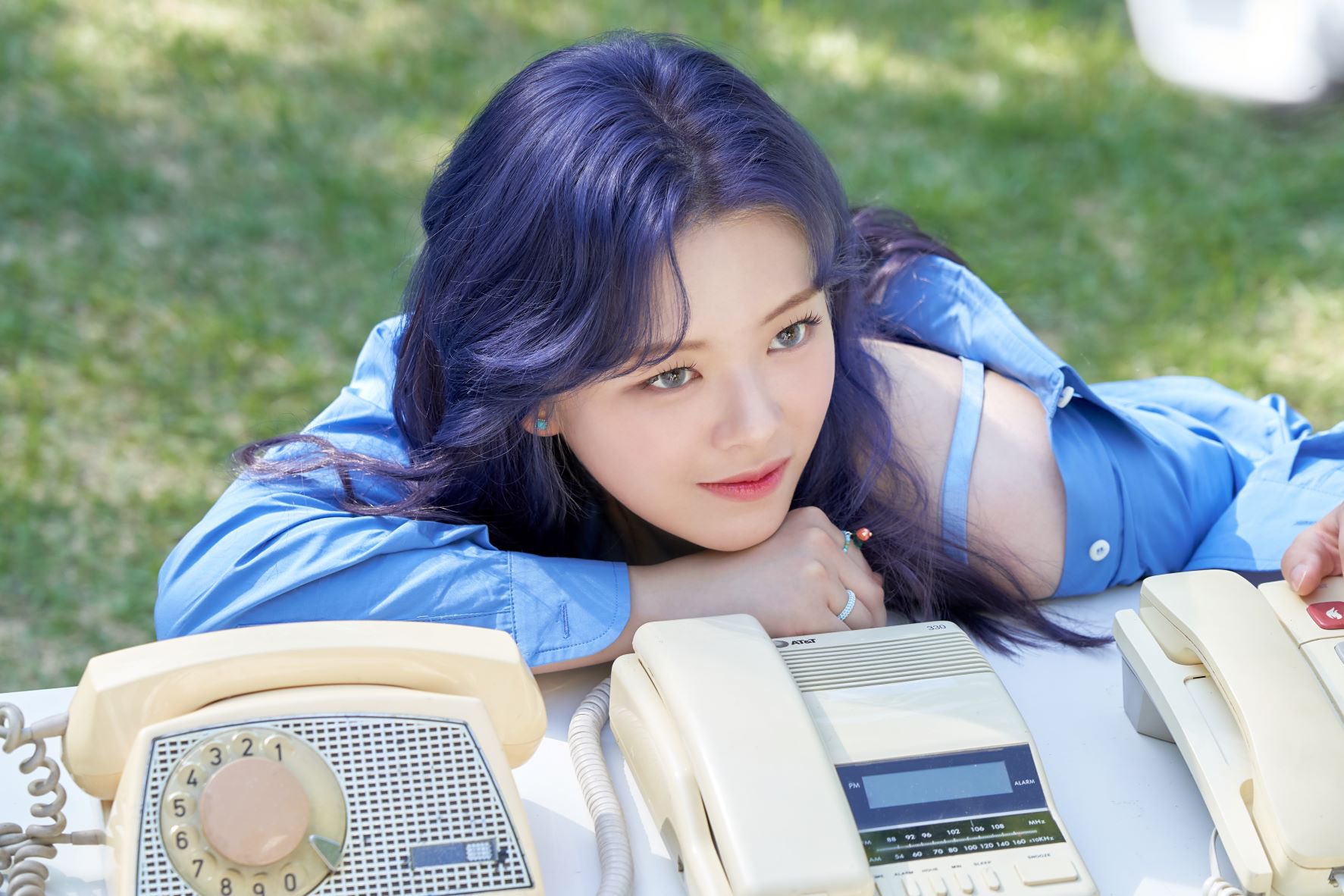 SEUNG 🎄 on Twitter: "JYPE released special photos for Jeongyeon's Birthday (1) #정연이와_채워가는_11월의 ...