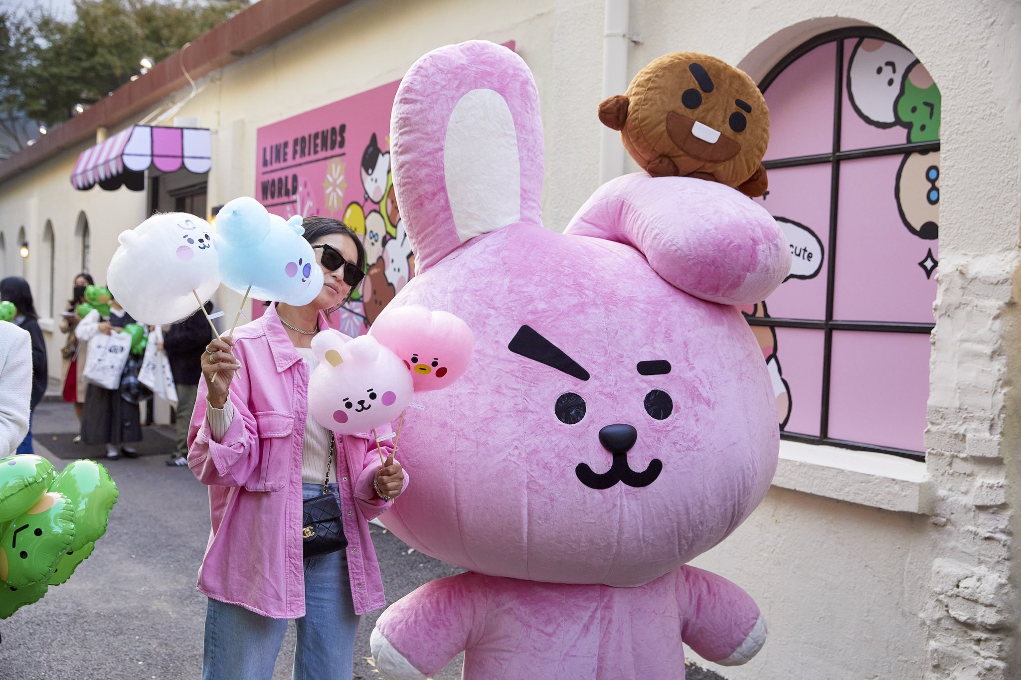 BT21 on Twitter: "📍When : 2022.10.28(FRI) - 11.13(SUN) Mon-Fri 12PM - 8PM / Sat-Sun 11AM - 8PM ...