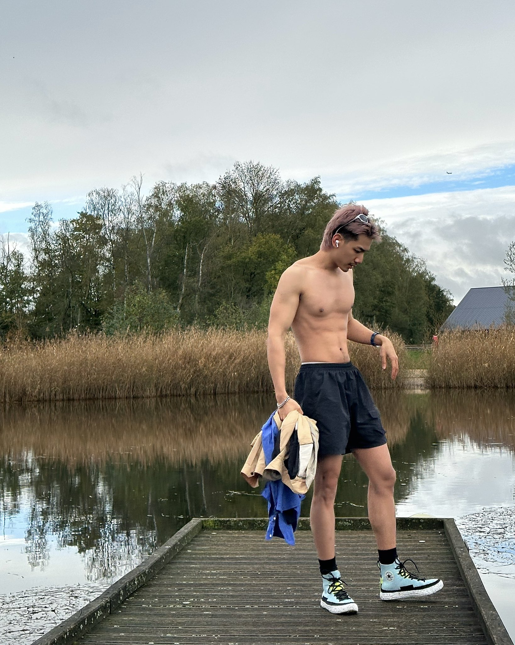 nammon💦 on Twitter: "Sweating make you feel better. #nmamemoryinparis #paris #france https://t ...