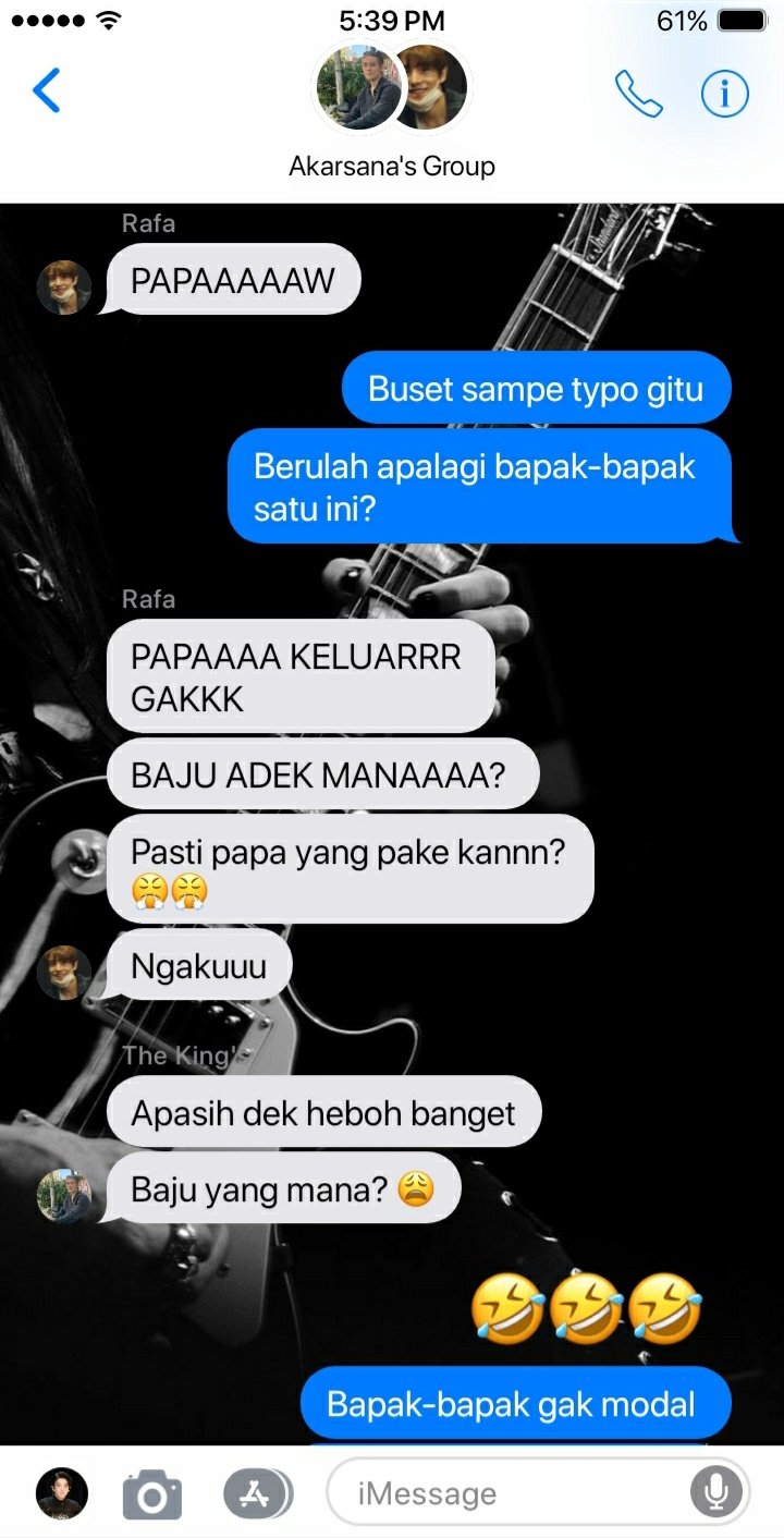 Akarsana | slow update on Twitter: "Baju adek dipake papah https://t.co/YoOBRyERqX" / Twitter