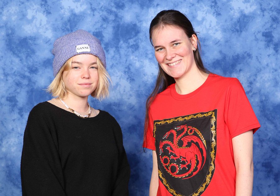 Best Of Milly Alcock On Twitter Milly With Fans At Comic Con Stockholm Today ️🥺