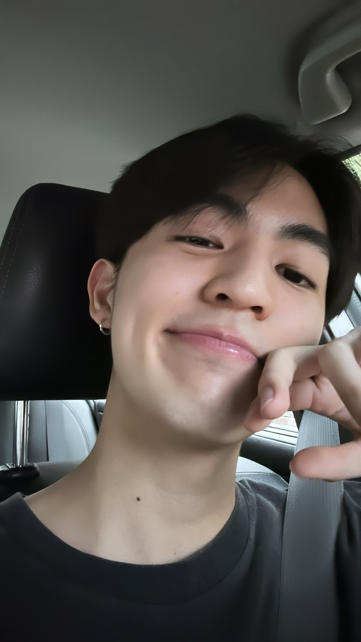 yoru (@yoruluvbiscuit) / Twitter