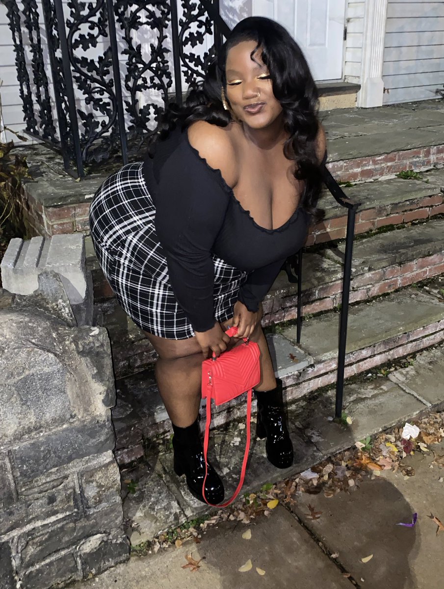🌏 🏾 On Twitter Bend Me Over And Spank Me Daddy🖤