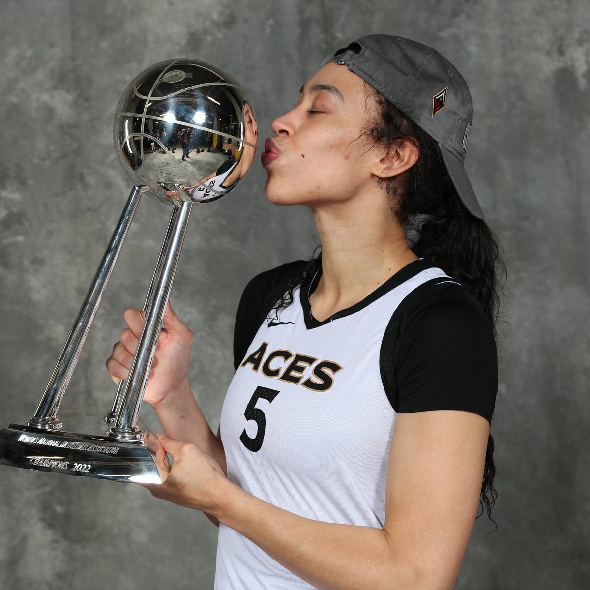 Wnba On Twitter Happy Birthday To Amaya And Soon To Be Legends Mom ๐งก