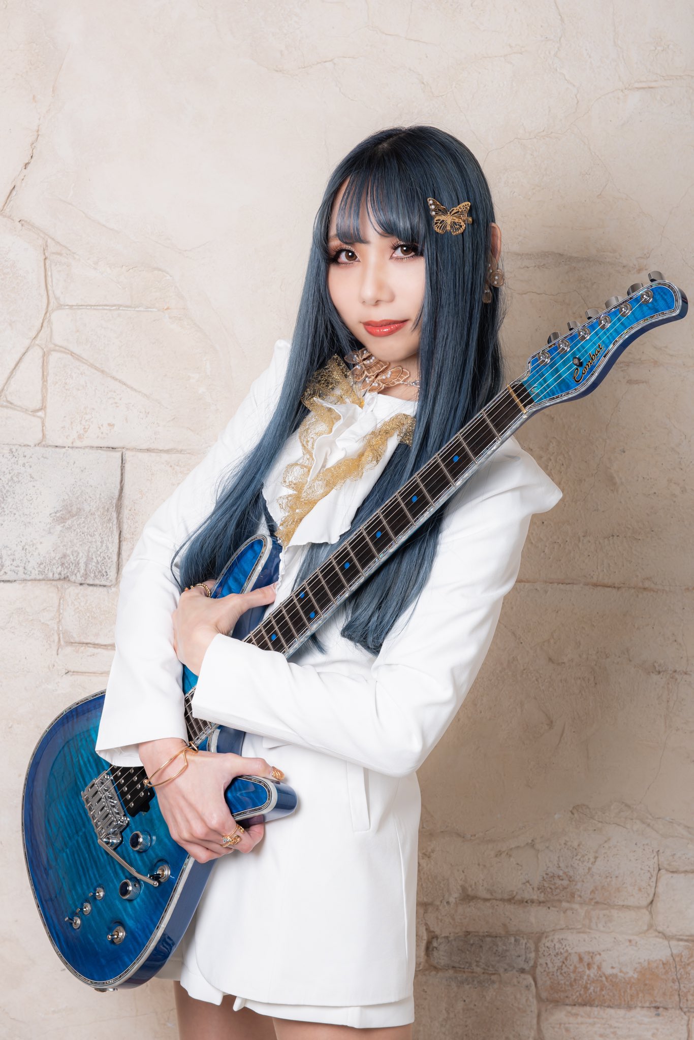 PARADOXX on Twitter: "【🎉Happy birthday Maiko🎉】 11月7日はPARADOXXのGt. Maikoのバースデーです🎂 💐㊗️お誕生日 おめでとう ...