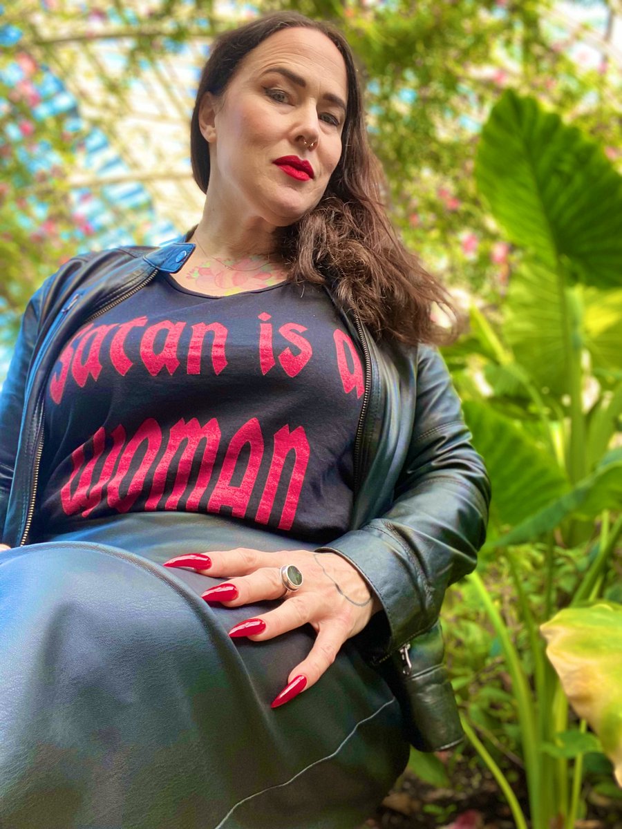 Mistress Hecuba 🎂 November 13 On Twitter Caption This