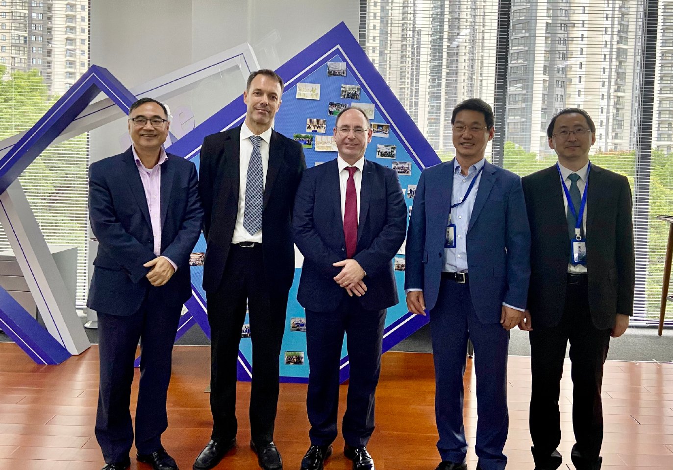 Swiss Consulate Shanghai on Twitter: "In Changzhou, CG Sacha Bachmann met with Swiss company ...