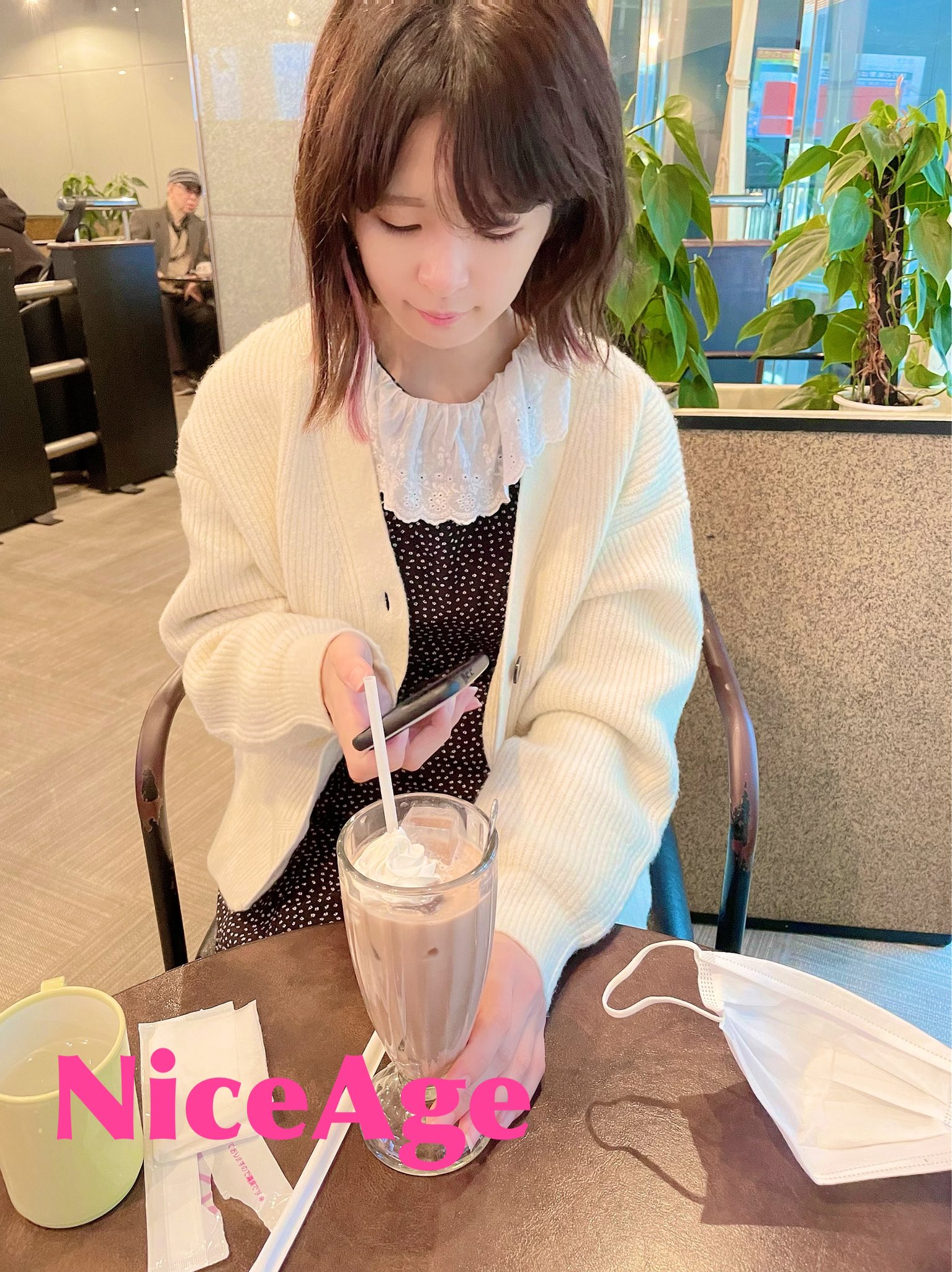 KiNG on Twitter: "本日もご苦労様でR。数年ぶりに中野ブロードウェイに。AV面接によく使う喫茶店に来たら、やはり怪しい勧誘だらけでカオス。ネズミ勧誘達の会計もバラバラで大行列 ...