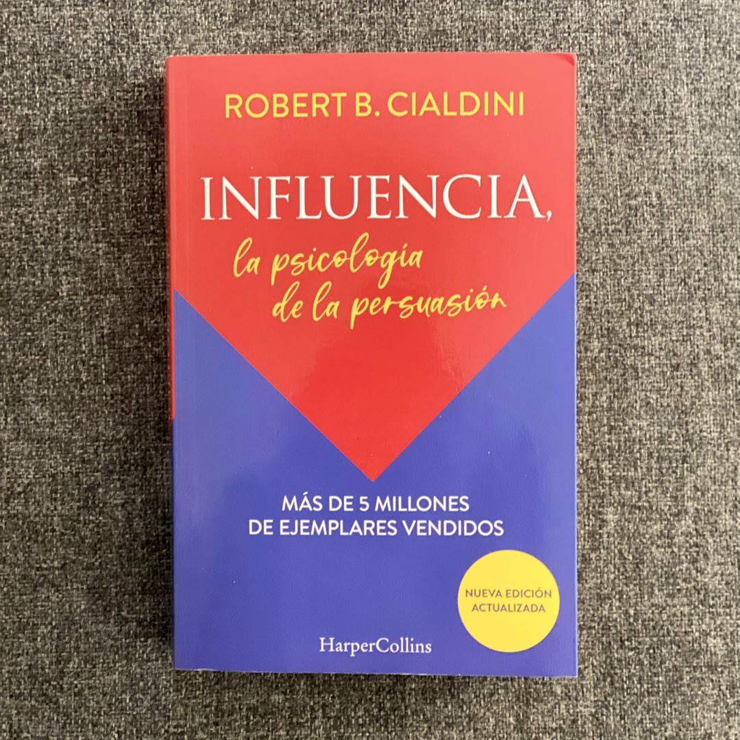 Influencia, es un libro que se ha vendido mas de 5 M de veces. Releva ...