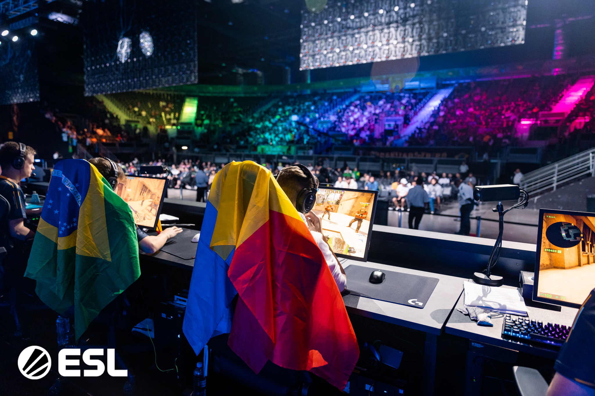 Mihai Ivan on Twitter: "New profile pic🇧🇷🇷🇴 thx @ESLCS for nice pictures🥰 https://t.co ...