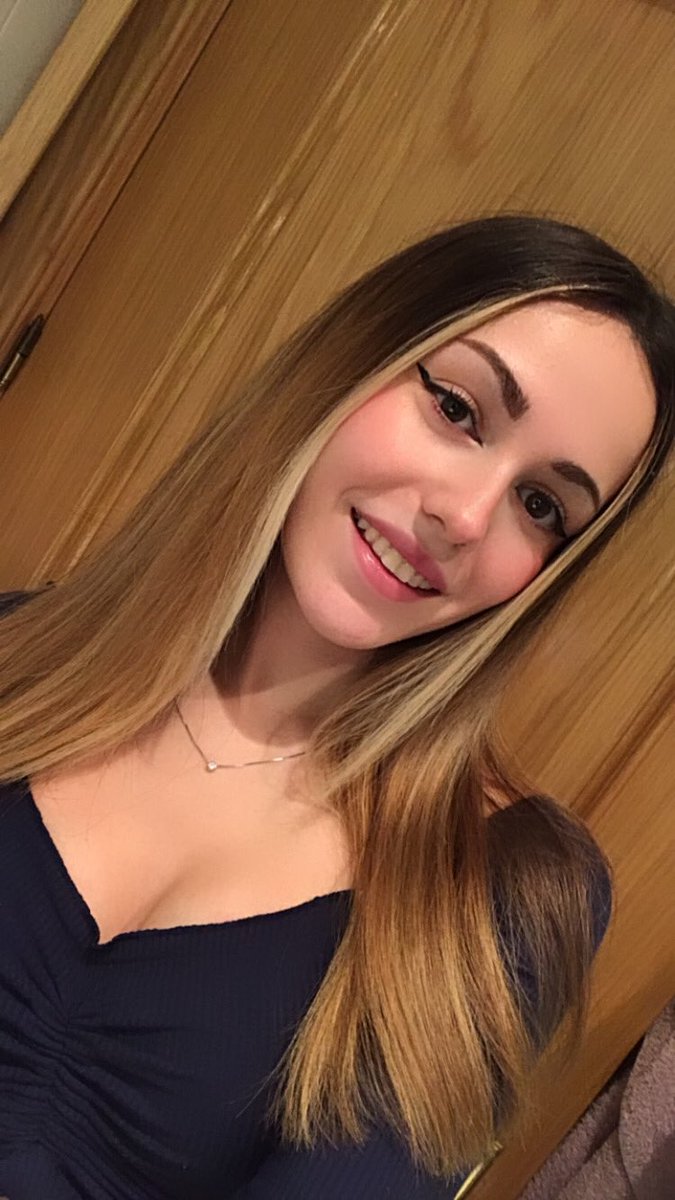 Yonna on Twitter: "feliz porque hoy juega Werlyb 🤠"