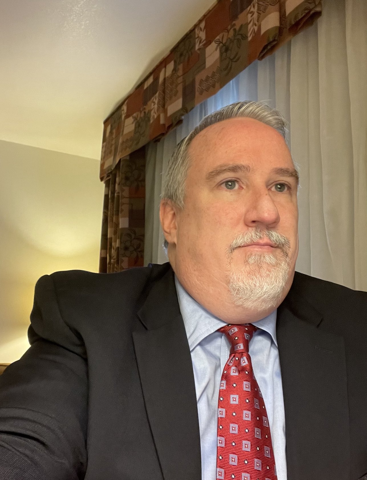 Michael G Bergmann On Twitter Live From My Hotel Room In Mattoon And