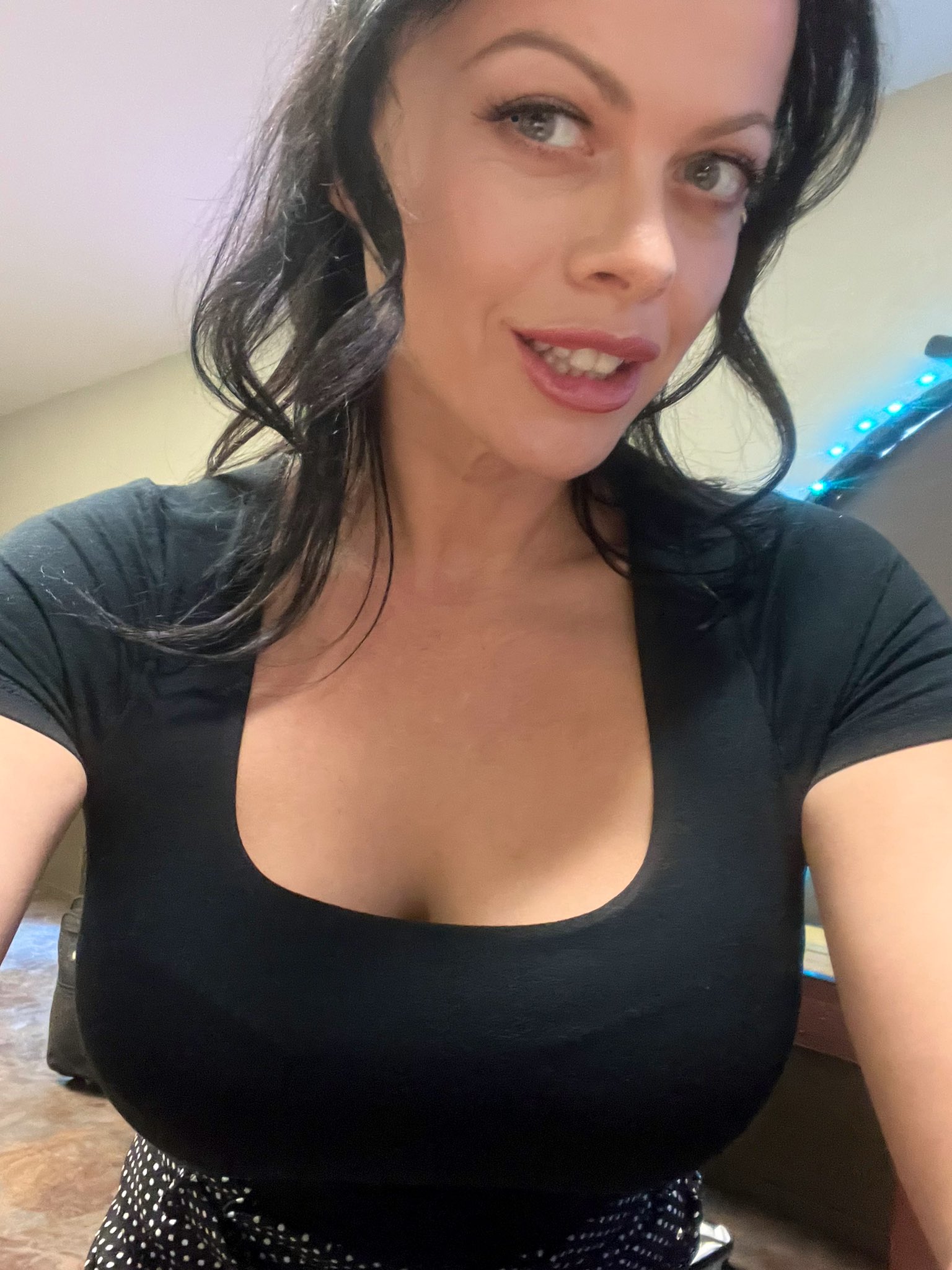 Nadia White Daughter Of The Devil On Twitter Todays The Day For Kinkdotcom Hardcoregangbang