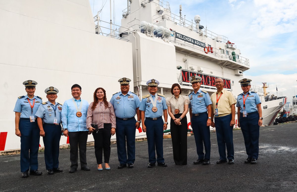 Philippine Coast Guard On Twitter 𝐋𝐎𝐎𝐊 Coastguardph Commandant Cg