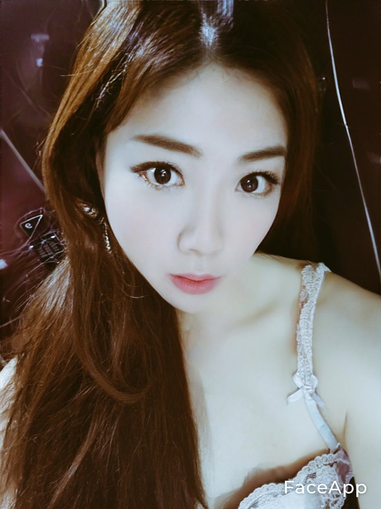 🦋 𝖀-𝔍𝖎𝖓 🦋💕 @cdeunyoung