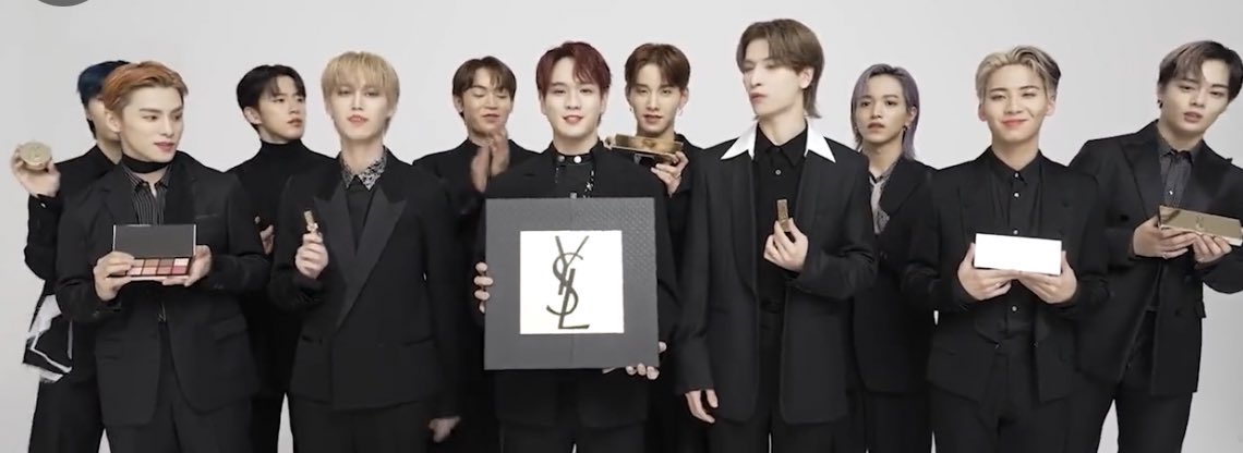 𝐂𝐇𝐈𝐈 ⋆* on Twitter: "アドベントカレンダーすごい豪華 そして新ビジュver のYSL×JO1 かっこいい https://t.co/WyraSmx2mS" / Twitter