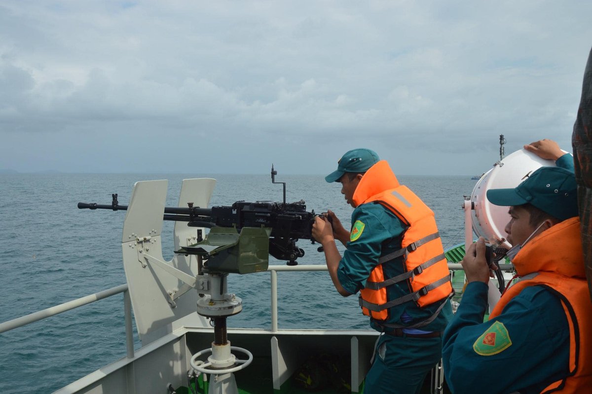 Lee Ann Quann on Twitter: ""Utyos"#N##N#Personnel from Vietnam Maritime Militia training on the ...