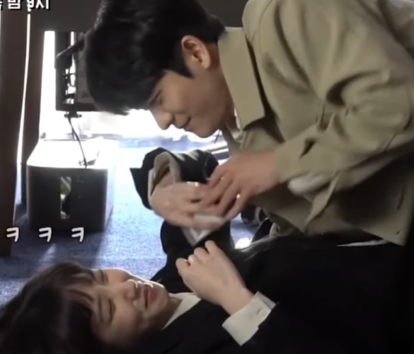 Ella's Chamber on Twitter: "one of the most underrated taebin moments they get a bit touchy ...