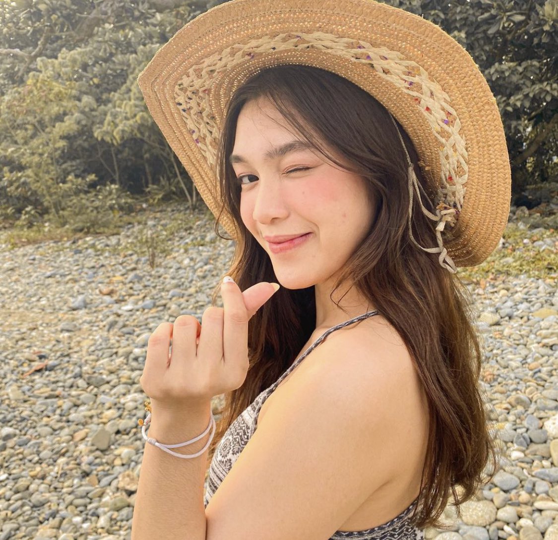 ABIGAILUXE on Twitter: "Fanbase kak Ella namanya EllaLuxe ya gess yaa 🙏🏼 https://t.co/nDyeb9rvMa ...