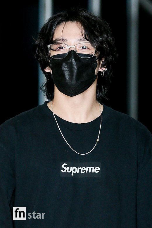 CANDYCLOVER (rest) on Twitter: "#JungKook @BTS_twt เดินทางกลับถึงเกาหลีผ่านศูนย์การบินธุรกิจโซล ...