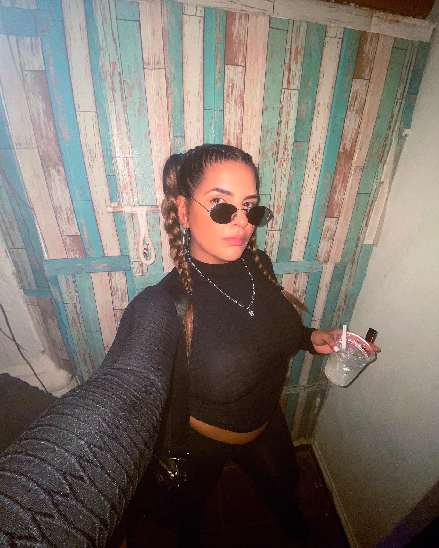 Ley🖤 on Twitter: "🖤 https://t.co/MLb9bZsuIQ" / Twitter