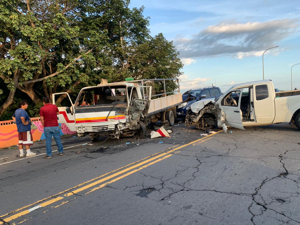 La Prensa Gráfica On Twitter Ahora Reportan Triple Accidente De