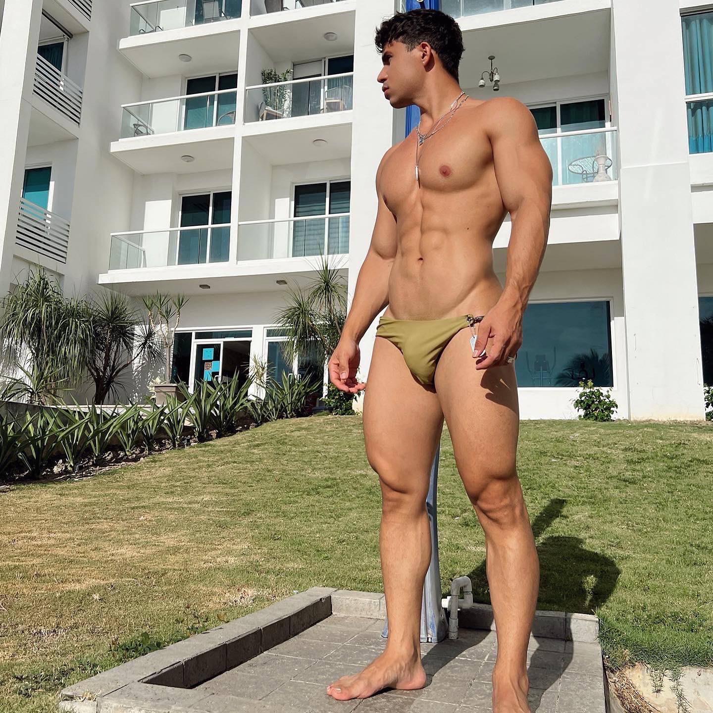 Rene Gonzalez on Twitter: "You know it's Thursday when... https://t.co/x9qi7EBH09" / Twitter