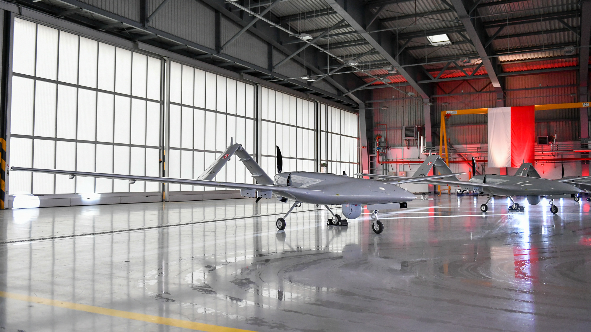 Ministerstwo Obrony Narodowej 🇵🇱 on Twitter: "#Bayraktar trafiły do bazy w Mirosławcu ...