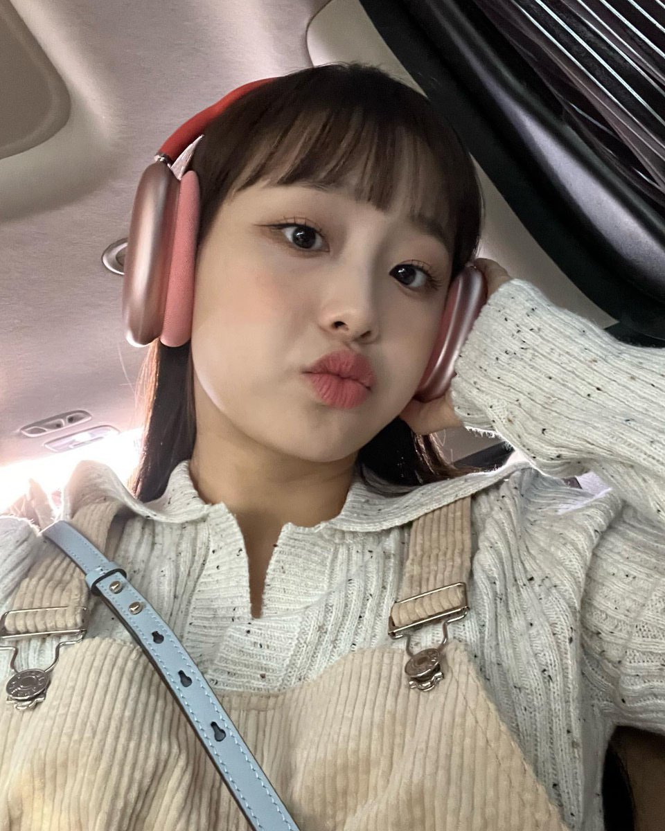 chuu pics on Twitter: "instagram update