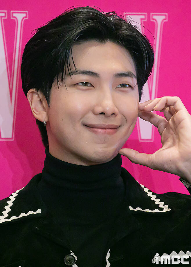 andrea ♡s bts⁷ (slow) on Twitter: "221028 Love Your W 2022 Red Carpet & Mini Interview | W Korea ...