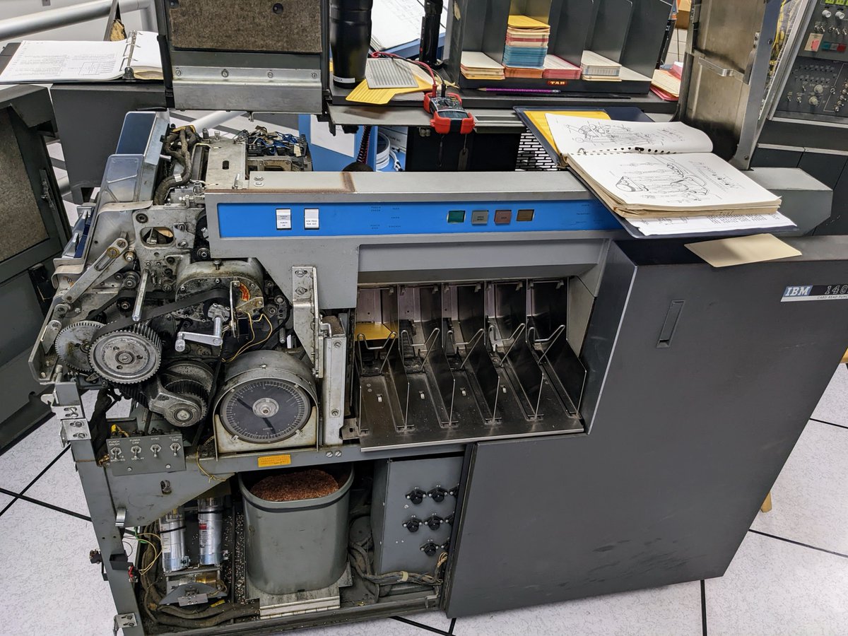 Ken Shirriff on Twitter: "We finally got the high-speed IBM card reader/punch at ...