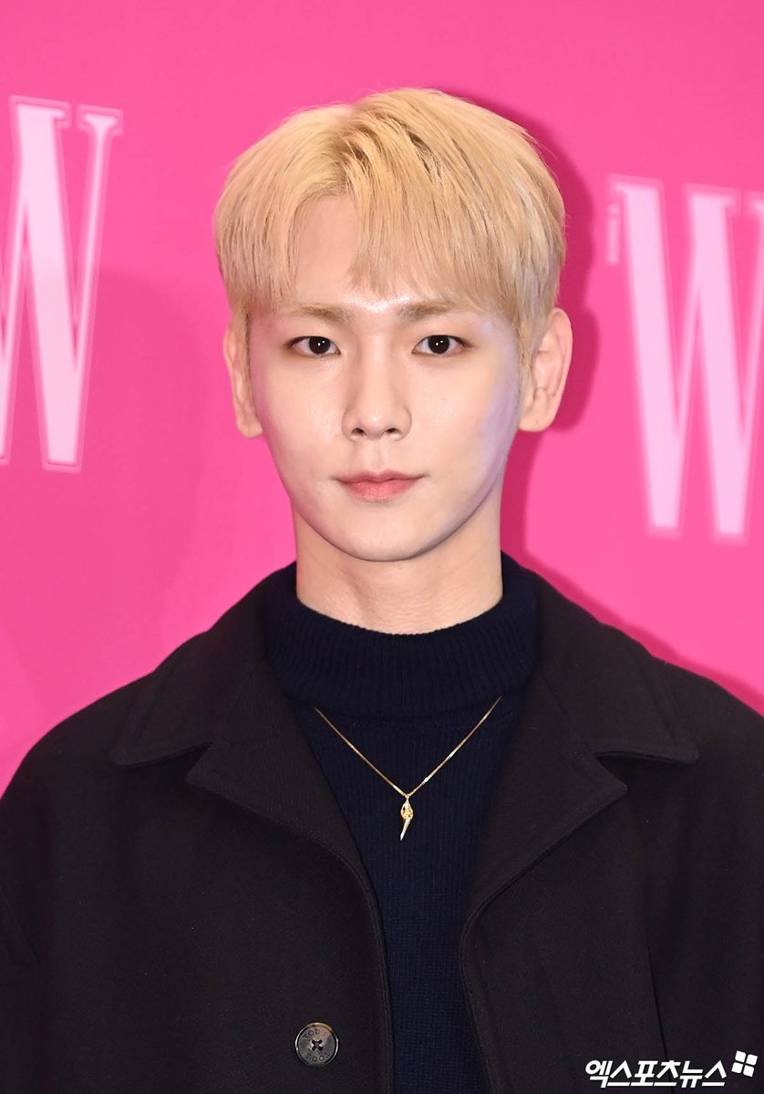 Update KBoys ⚠️ on Twitter: "Divos! Rowoon (SF9), Jinyoung (GOT7), Key (SHINee) e Zico ...