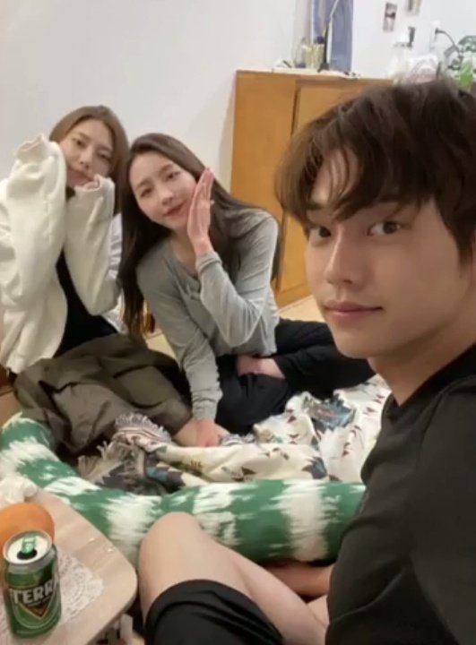 el on Twitter: "Good morning, good people! Good morning, my favourite trio! Have a great weekend ...