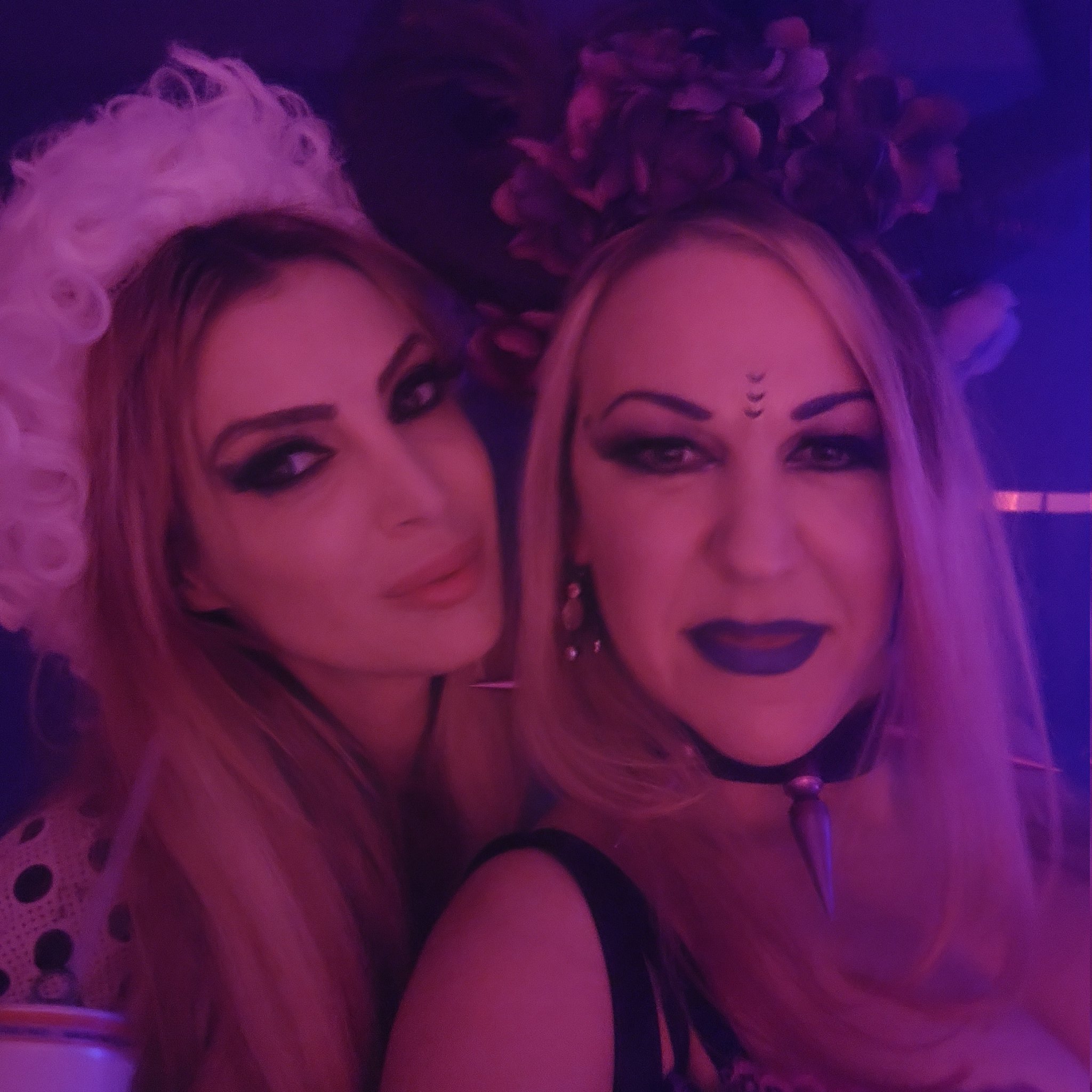 💜Goddess Sativa☸️ on Twitter: "Happy Halloween!🎃 With @Mistressminala https://t.co/AsrboOCoxM ...